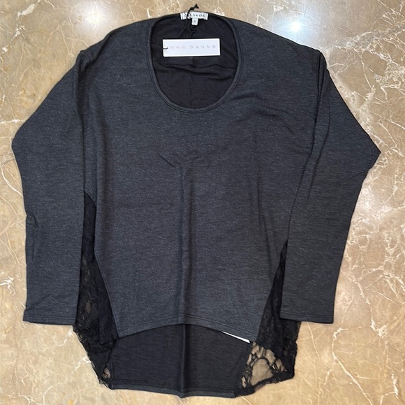 Red Haute | Tops | Nwt Red Haute Top Lace Side Panels Charcoal Grey ...